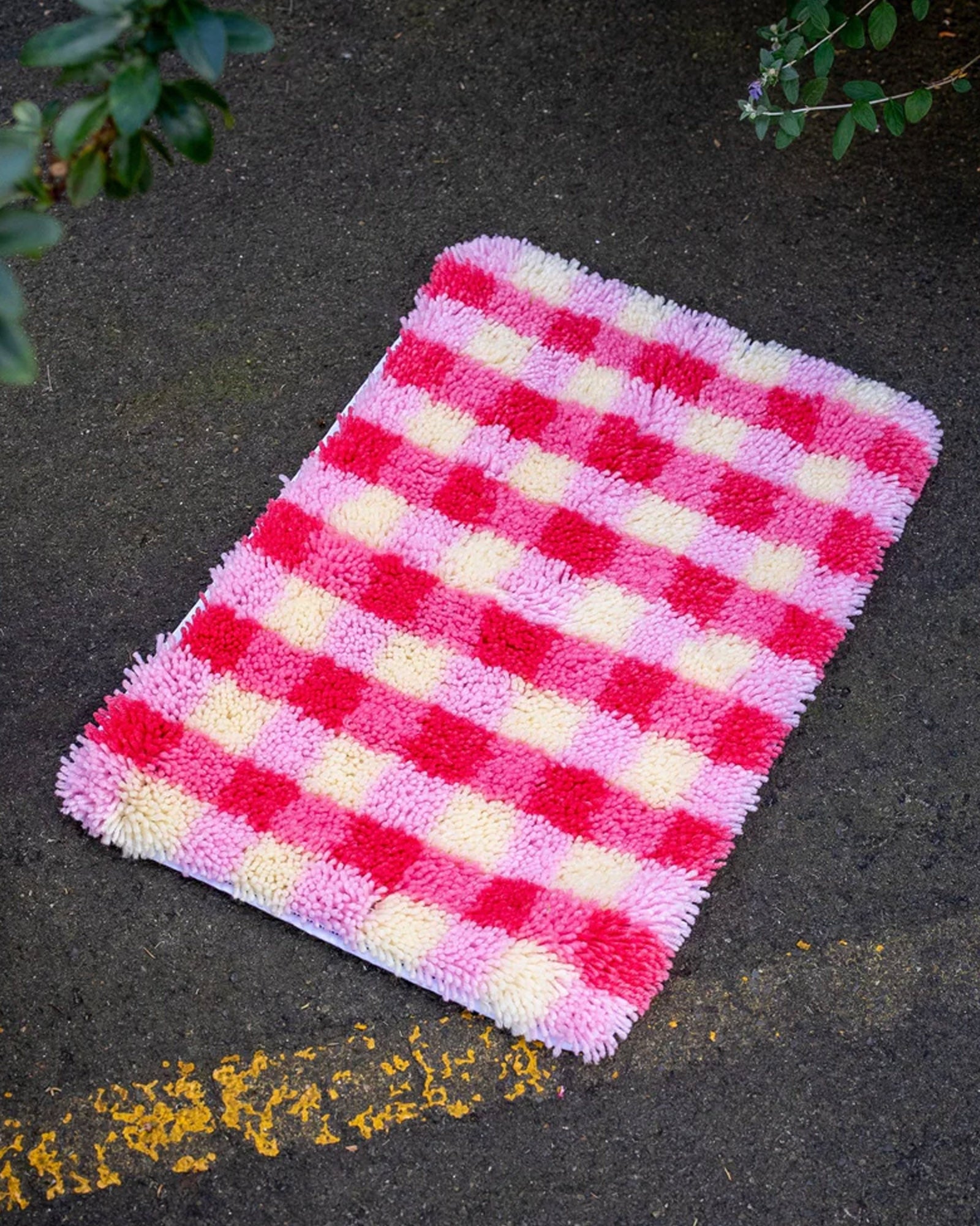 Pink Lemonade Gingham Rug Making Kit